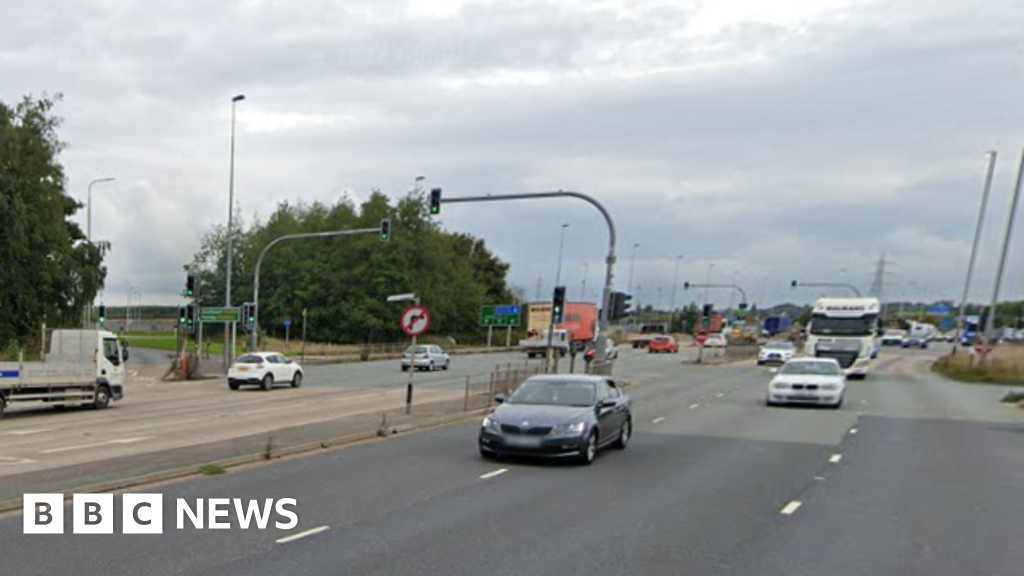 Concerns raised over accident blackspot junction - BBC News
