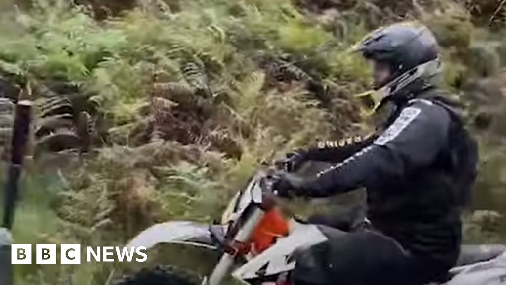 Ranger attacked by off-road biker at Langsett Reservoir - BBC News