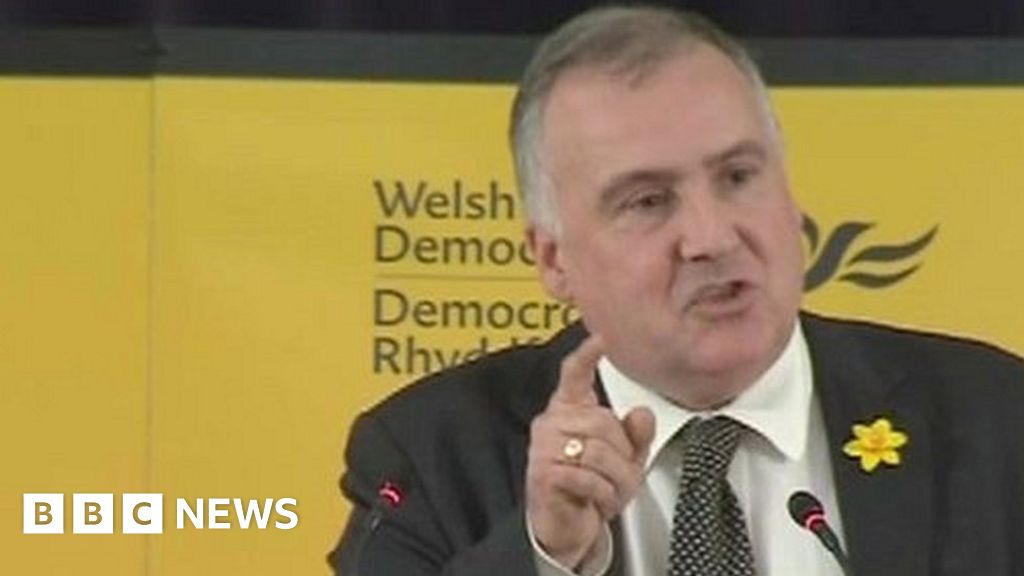 Lib Dem Mark Williams: Our politics is a dangerous place - BBC News