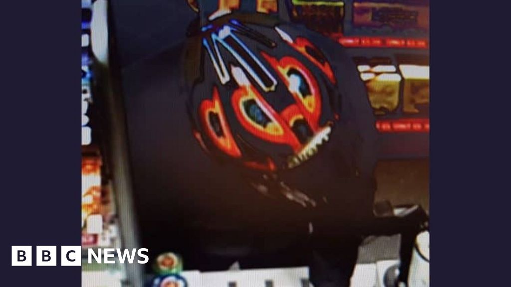 Helmet clue 'could lead to armed robber'