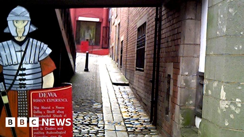 Dewa Roman Experience museum objects to Chester council bin plan - BBC News