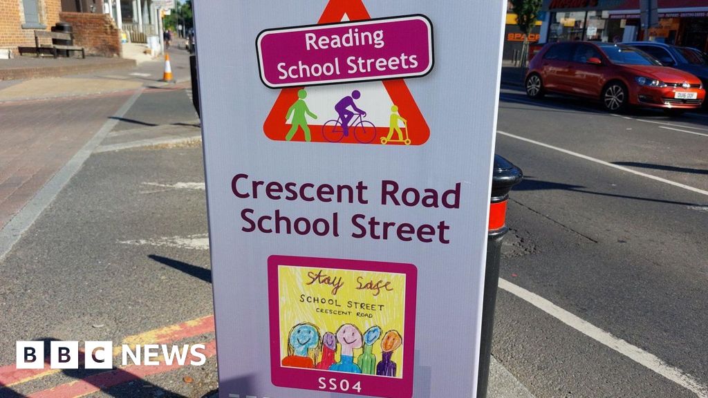Reading School Streets: Another road set for restrictions - BBC News
