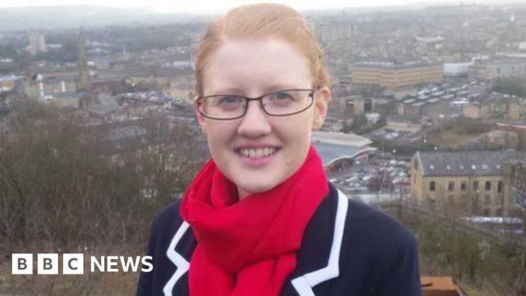 Halifax MP Holly Lynch steps down