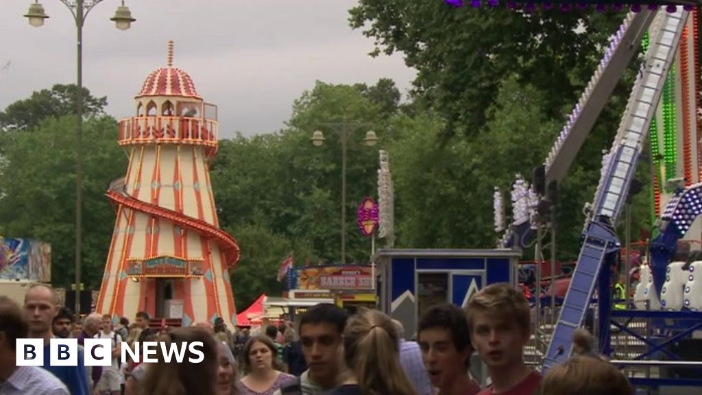St Giles' Fair: Nearly 400 years of fun - BBC News