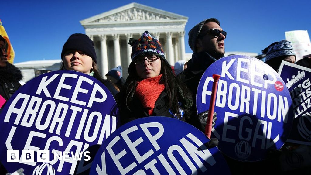 New website helps US women self-induce abortions - BBC News