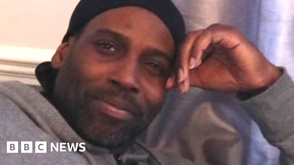 Tottenham Hotspur: Murder arrest over man stabbed near stadium - BBC News