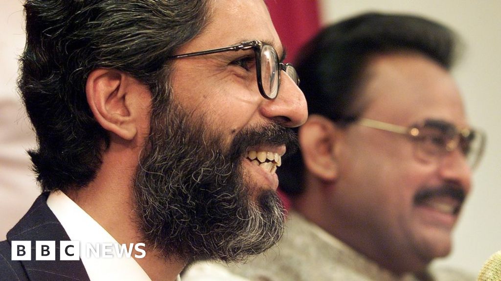 Imran Farooq: Three convicted for London murder of Pakistan exile - BBC News