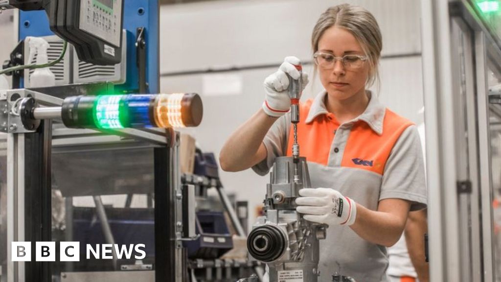 GKN brands Melrose management as 'novice' - BBC News