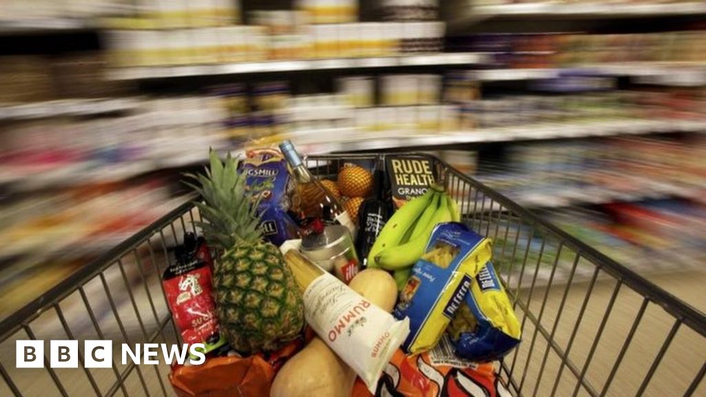 Retail sales hit by drop at food stores - BBC News