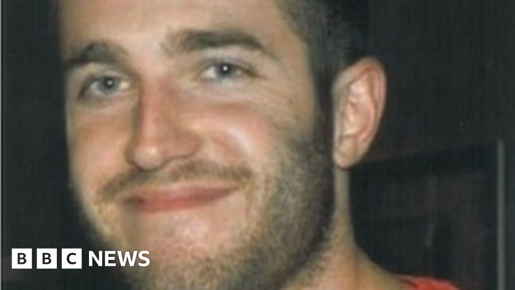 Murder arrest after Lewis Siddall found dead in bed - BBC News