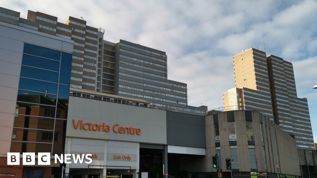 Nottingham tower block lift surfers 'putting lives at risk' - BBC News