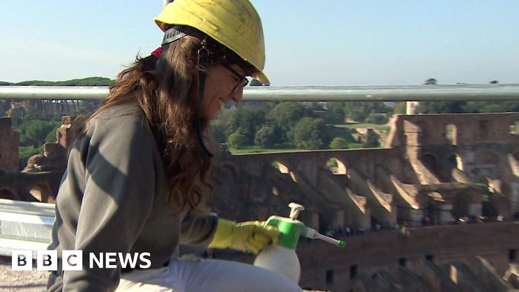 Restoring the roof of Rome's Colosseum - BBC News