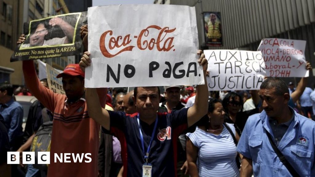 Venezuela faces beer drought after Polar brewery closures - BBC News