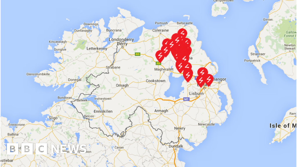 Thousands of customers affected by power cut - BBC News