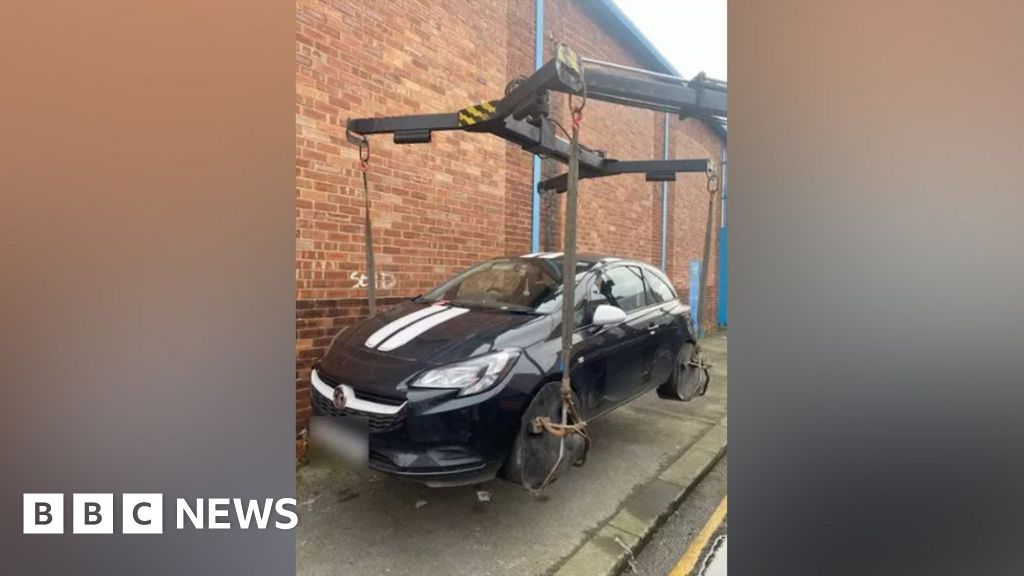 Four cars parked illegally in Middlesbrough to be crushed - BBC News