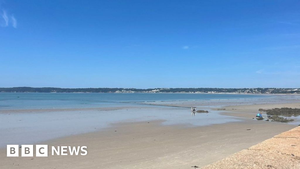 Temperature set to reach 33C in Jersey