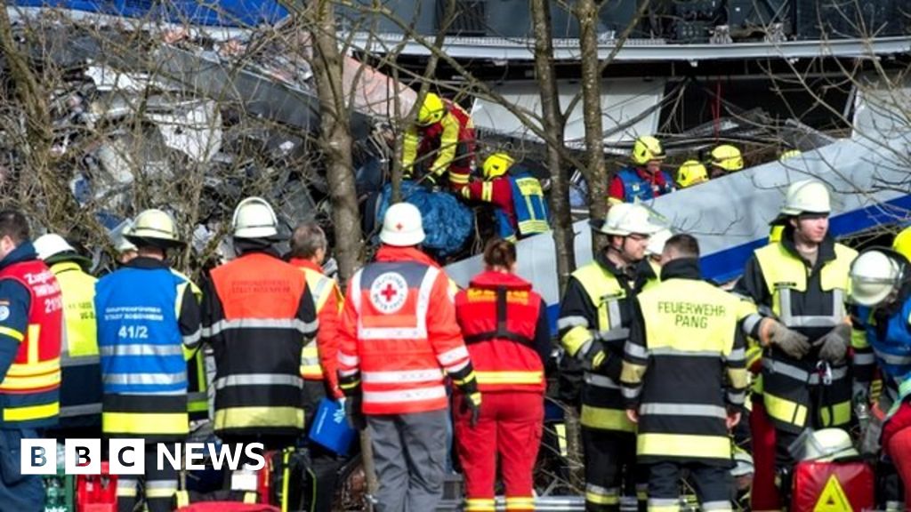 Germany train crash: At least 10 killed and scores injured - BBC News