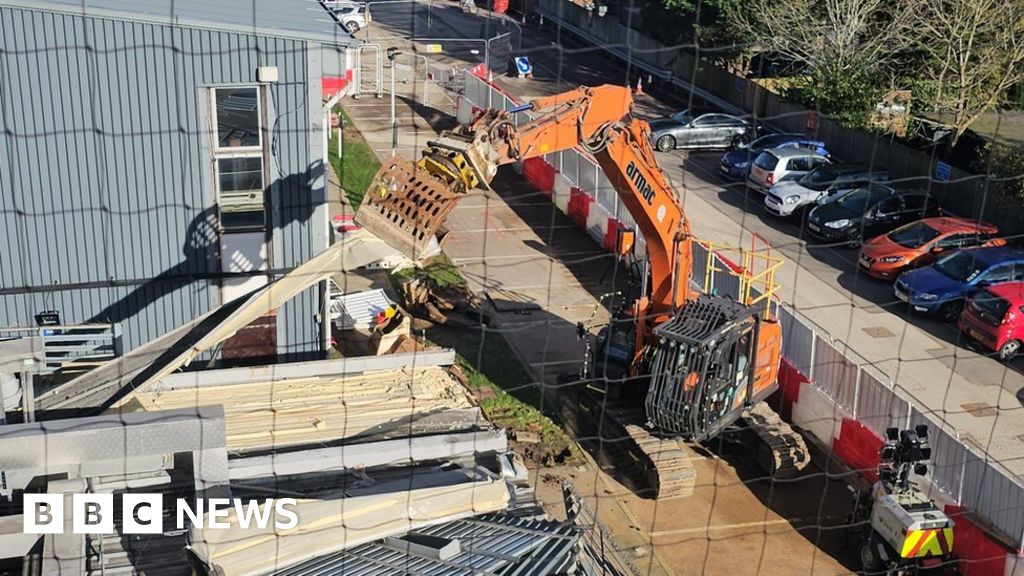 St Albans City Hospital demolition paves the way for new health ...