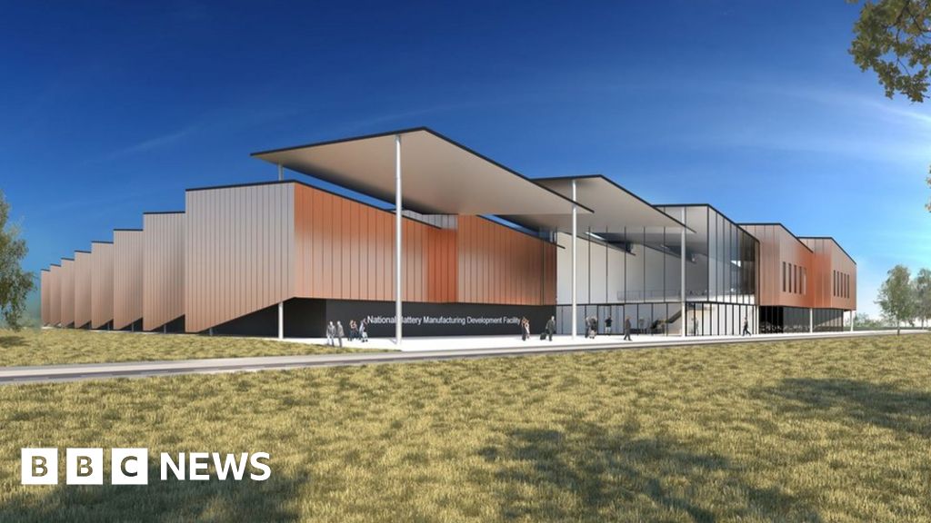 National battery-making facility coming to Warwickshire - BBC News
