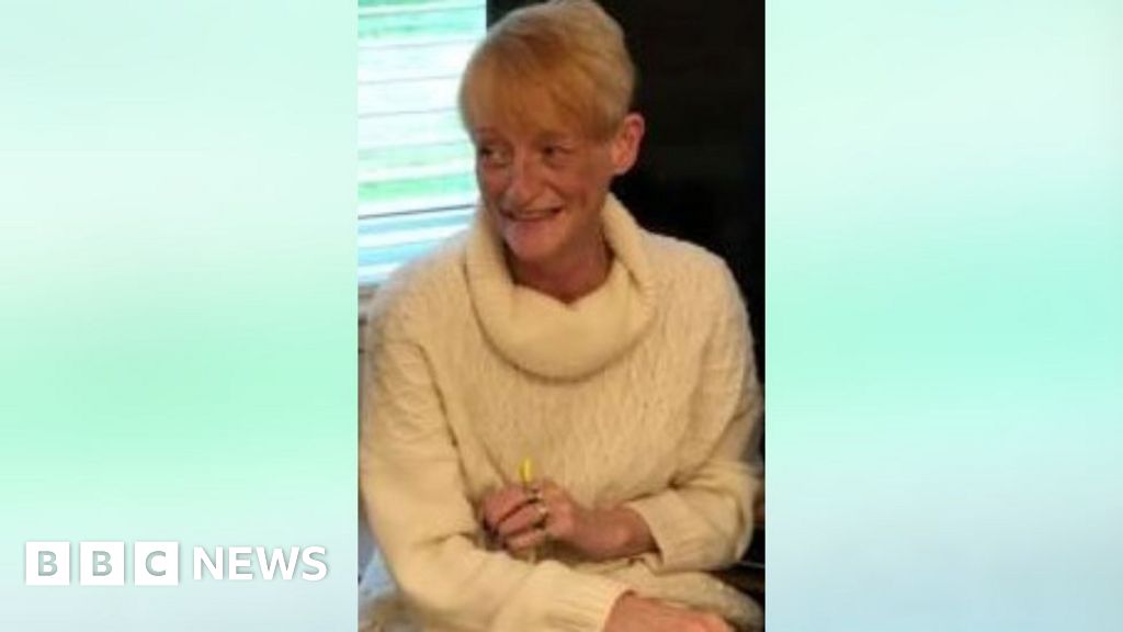 Suspected Dunipace hit-and-run victim named by police - BBC News