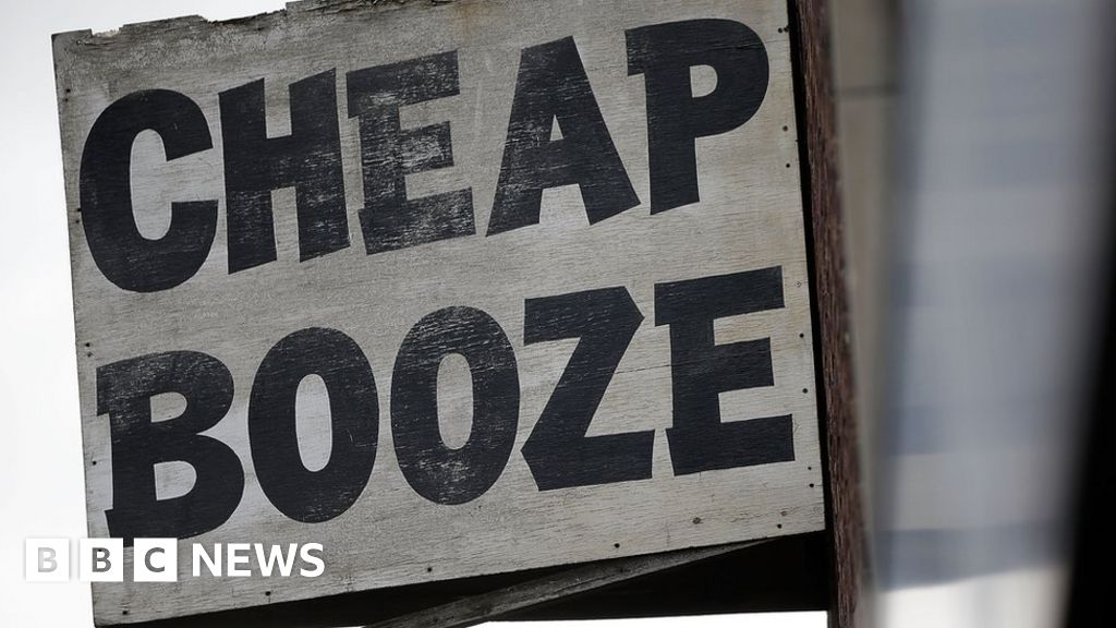 Minimum alcohol price help call for 'hazardous' drinkers