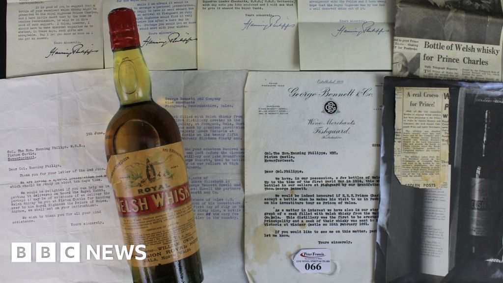 Whisky dating back to 1900 could fetch £3,000 at auction - BBC News