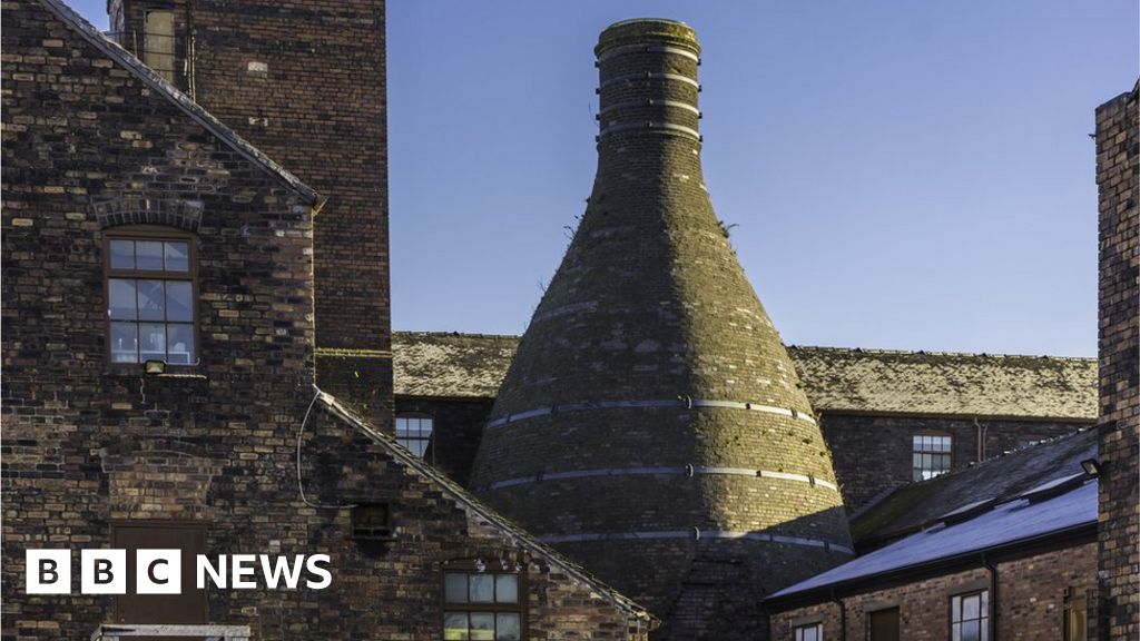 Stoke-on-Trent plans to celebrate 100 years of city status - BBC News