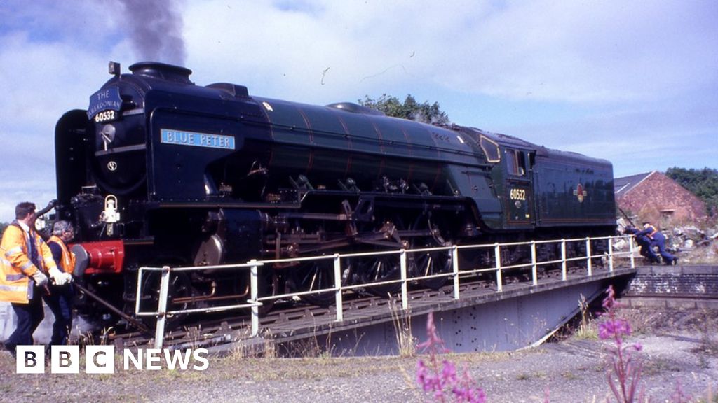 Restored Aberdeen rail turntable back in place