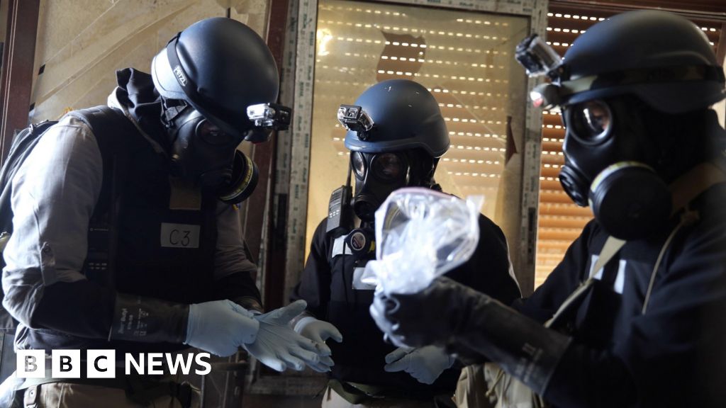 Douma 'attack': How do you test for chemical weapons? - BBC News