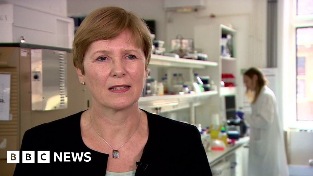 UK scientists speak about Brexit pain - BBC News