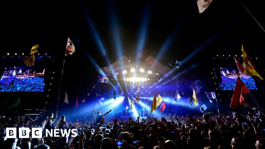Glastonbury 2017 line-up announcement is imminent - BBC News