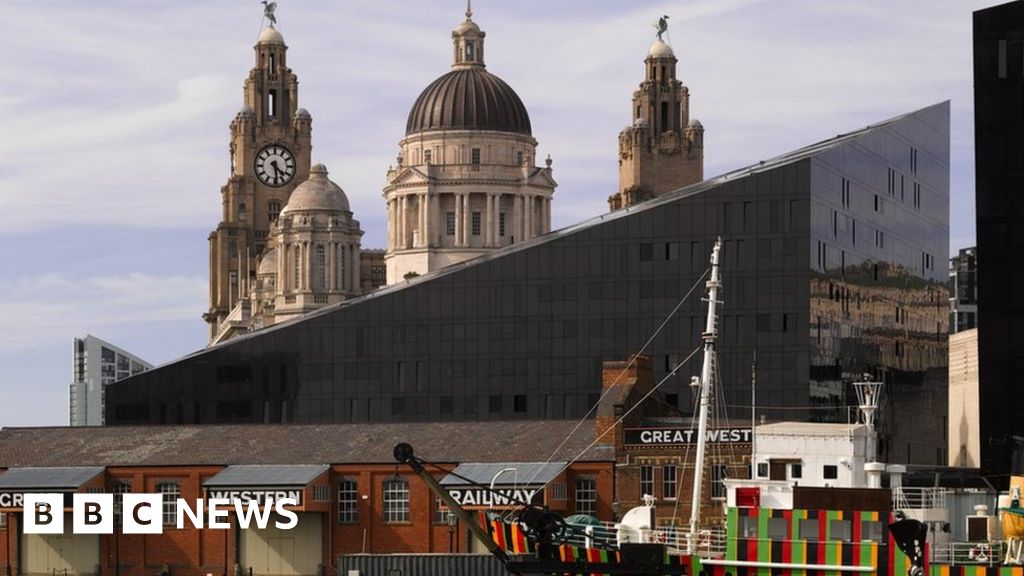 Covid: £40m hospitality fund for Liverpool city region - BBC News