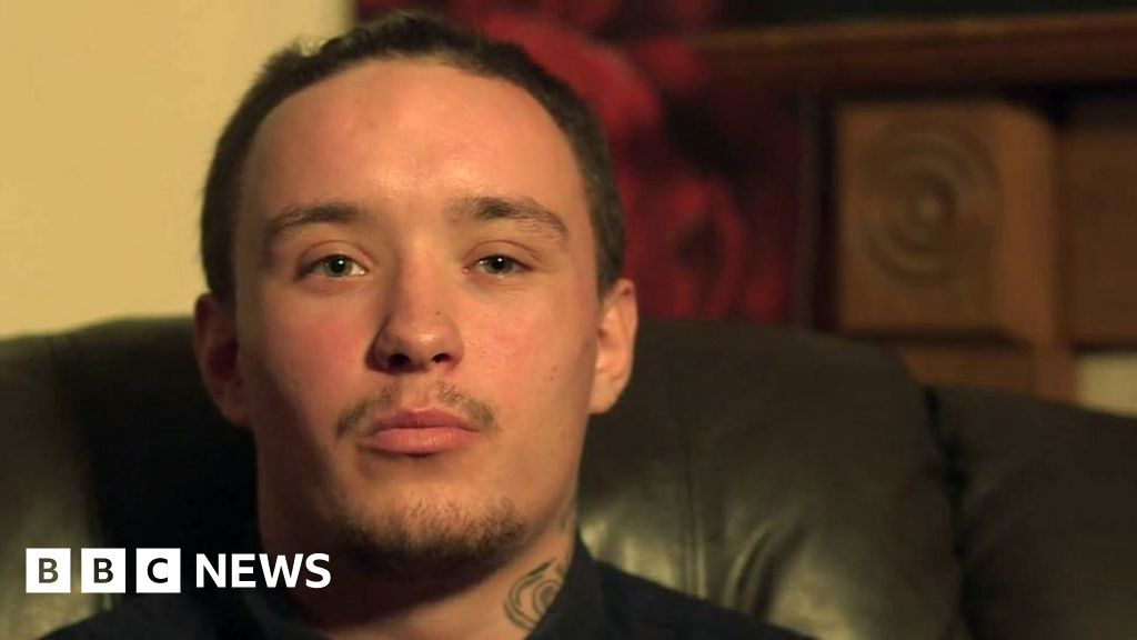 'Speed up mental health support for children in care' - BBC News