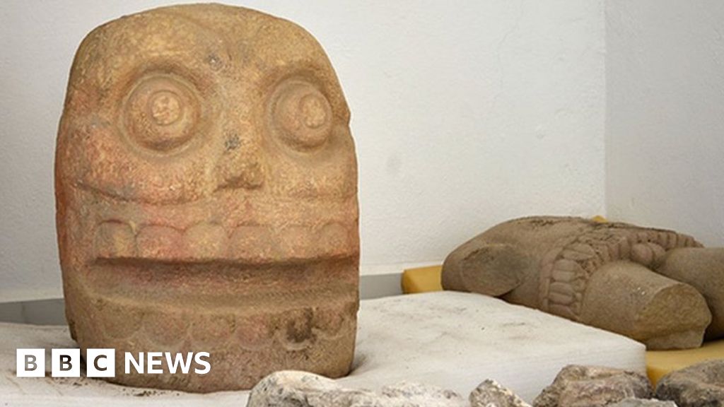 Pre-Aztec 'Flayed god' temple uncovered in Mexico - BBC News
