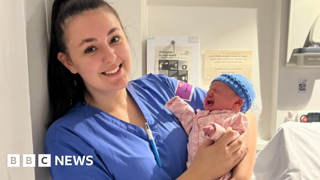 Leeds baby named Lydia for midwives after 'remarkable' birth - BBC News
