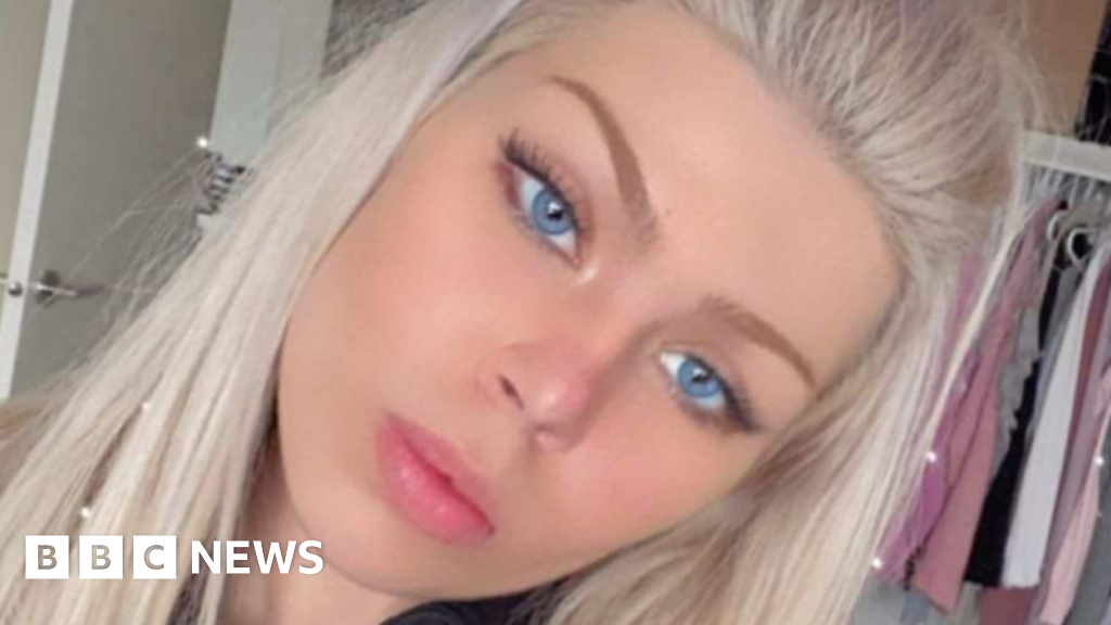 Claire Leveque: Murder accused 'trying to get rid of girlfriend'