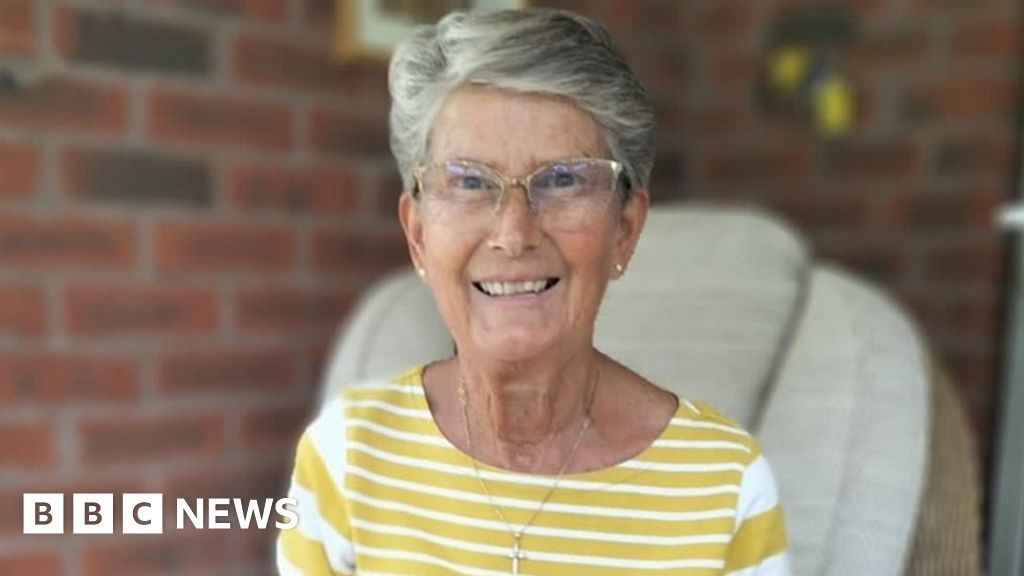 Rudston fatal crash victim, 70, named - BBC News