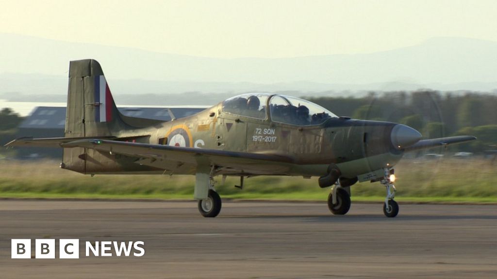 Belfast-built Tucano touches down for RAF squadron tour - BBC News