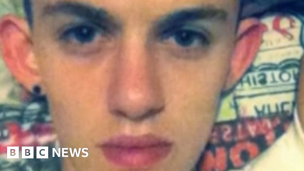 Toby Gasson: Bereaved parents' plea to young bikers - BBC News