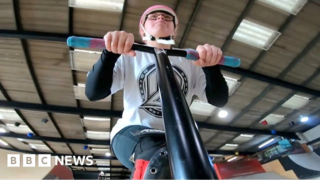 Bournemouth freestyle scooter rider among world's best - BBC News