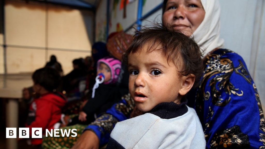 Syria humanitarian crisis 'deteriorating as winter sets in' - BBC News