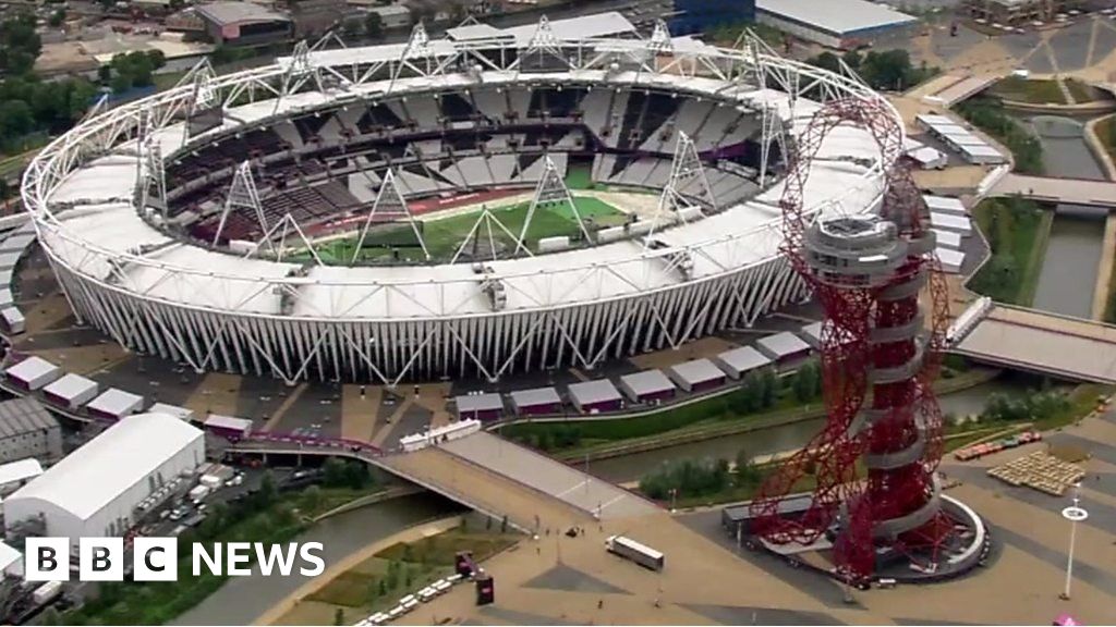 Take a ride down 'longest slide' - BBC News