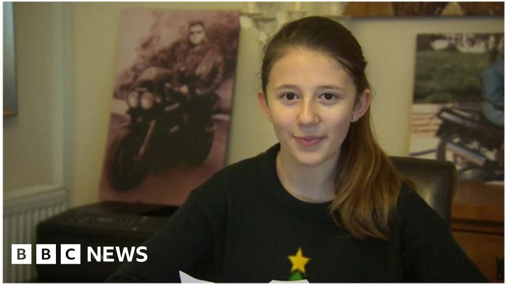 Devon girl, 10, pleads for refugee grandfather - BBC News