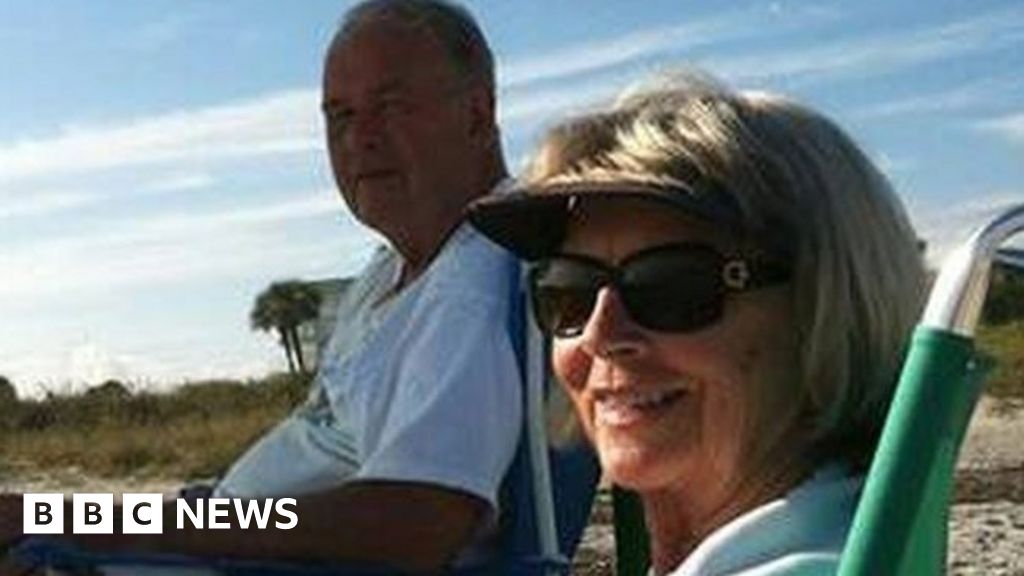 Florida woman accidentally killed in police academy exercise - BBC News