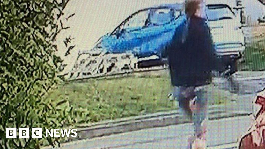 Missing Owen Harding: CCTV shows 'runner' in area - BBC News