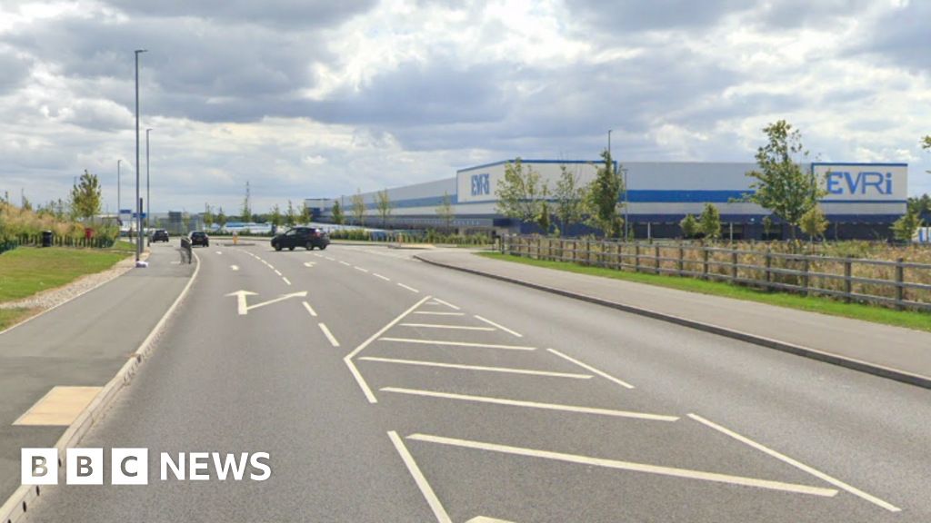 Motorcyclist suffers critical injuries in Barnsley crash - BBC News