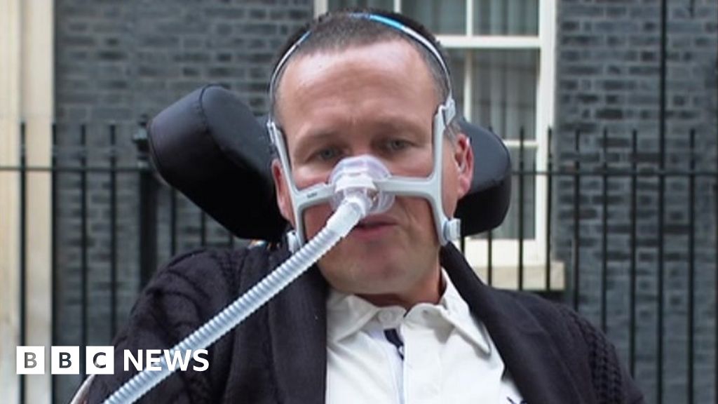 Motor neurone disease: Campaigners call for £50m research funding - BBC ...