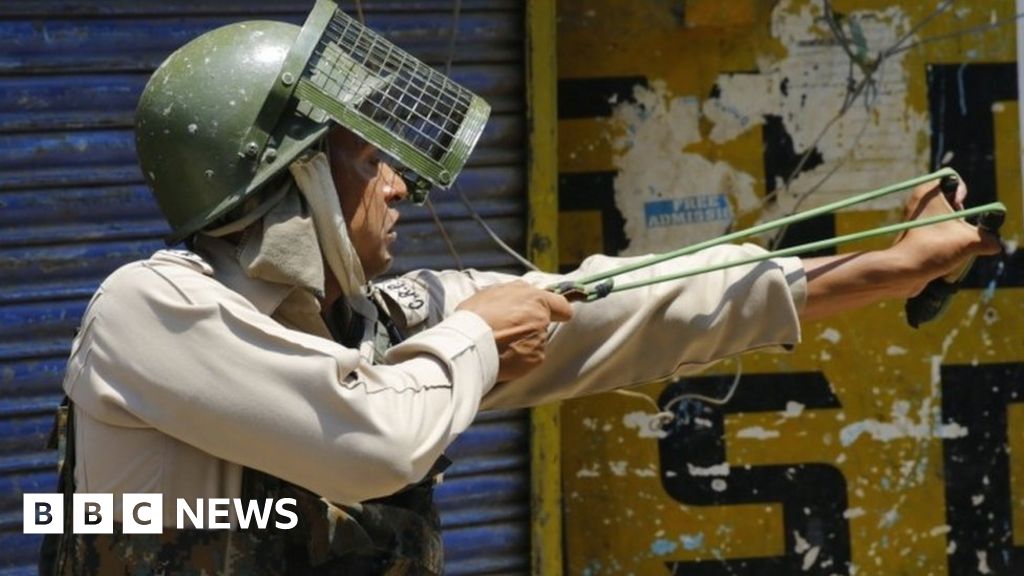 Kashmir: Clashes as protesters mark militant's death