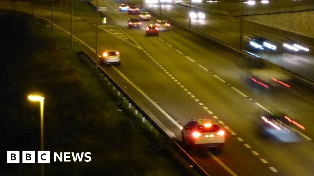 Stoke City fans warned not to walk on A50 slip road - BBC News