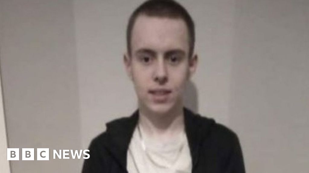 Hartlepool search continues for Matthew Sherrington missing in sea